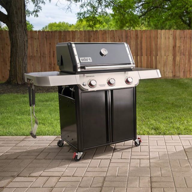 BARBECUE AU GAZ GENESIS E-315 3 Brûleurs | Propane - 1500010 – BBQ Québec